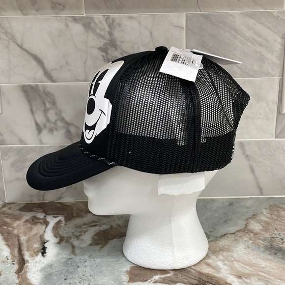 Neff | Accessories | Bnwt Neff Disney Mickey Mouse Black Adult ...